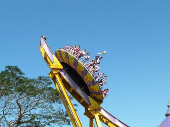 Enchanted Kingdom | A Complete Itinerary Guide, Park Rides and ...